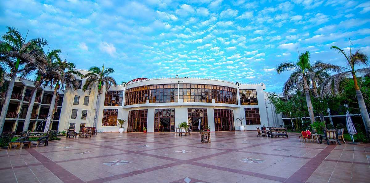 Golden Tulip Hotel - Blessing Safaris